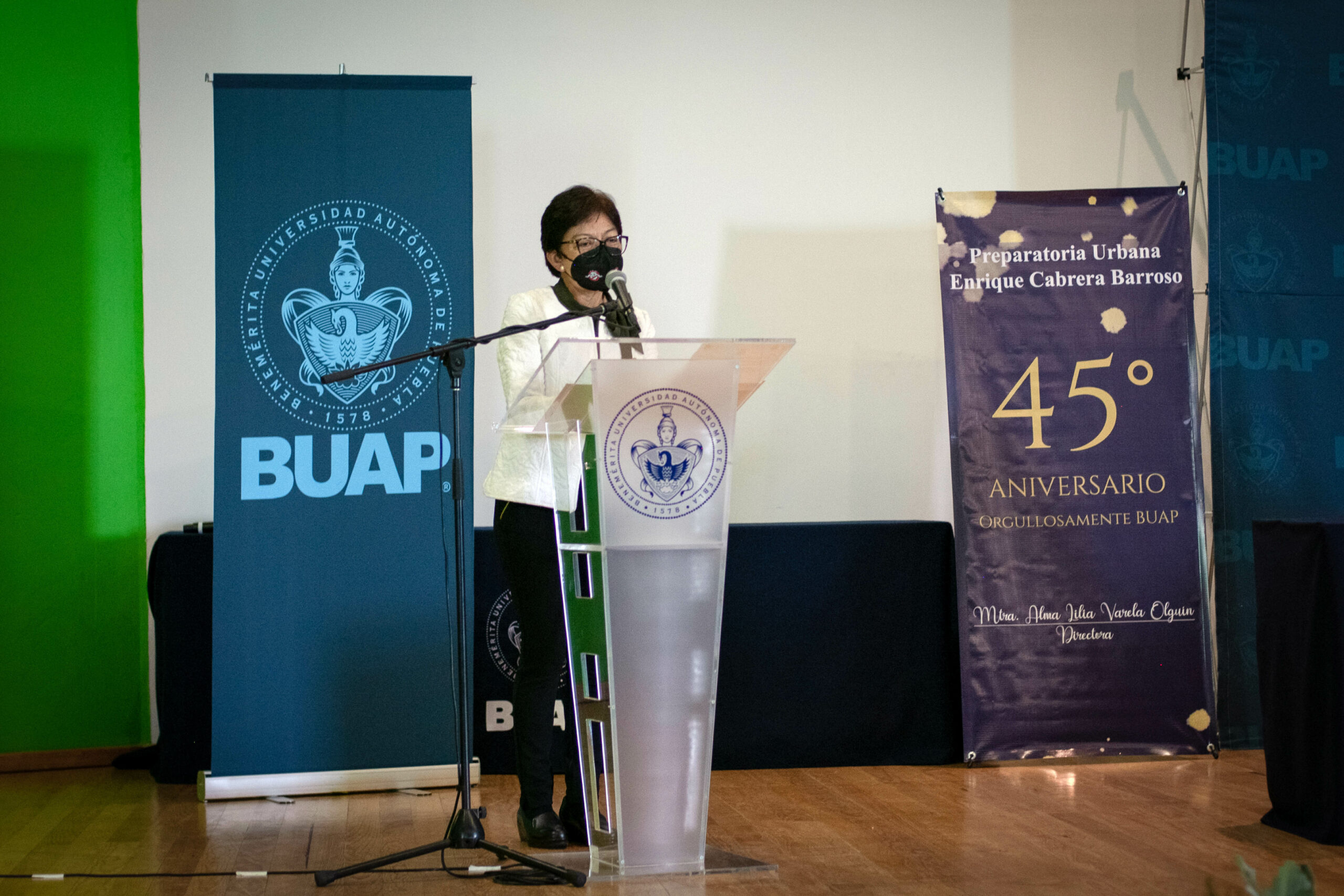 La Preparatoria Urbana Enrique Cabrera Barroso conmemora su 45 aniversario