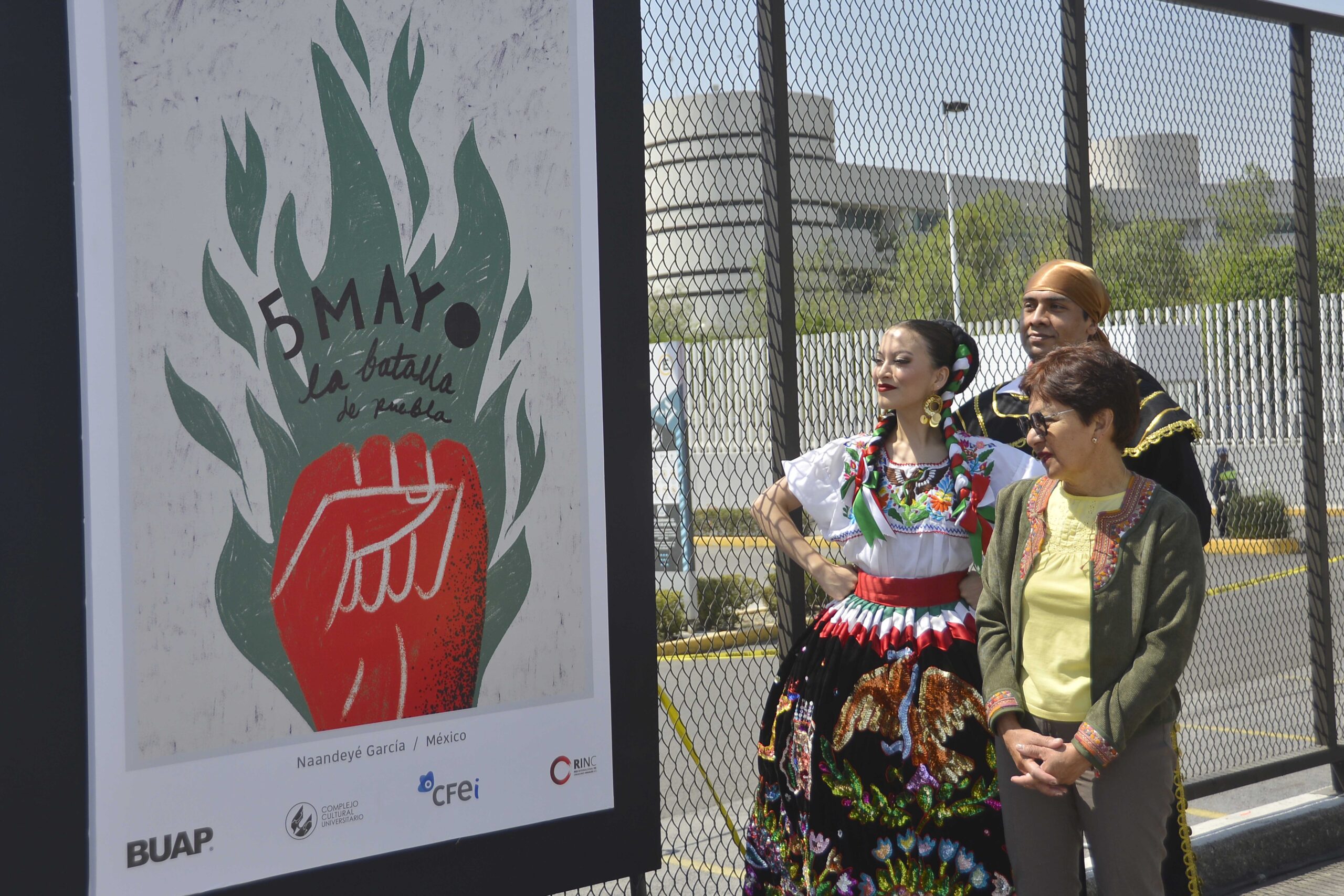 Rectora María Lilia Cedillo inaugura la muestra “5 de Mayo, carteles ...
